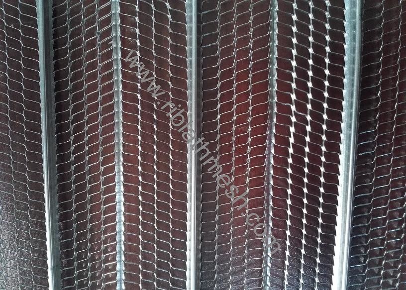 Galvanized Rib Lath Mesh 600mm width XT0708 2-3m Length 0.3mm
